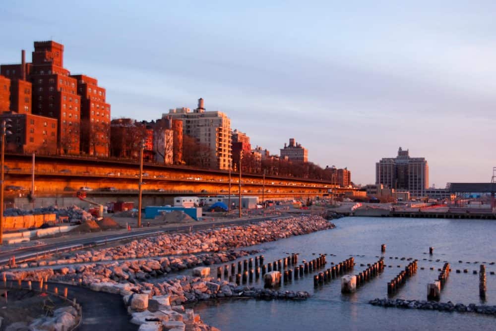 Brooklyn Queens Expressway, New York's triple-cantilever highway